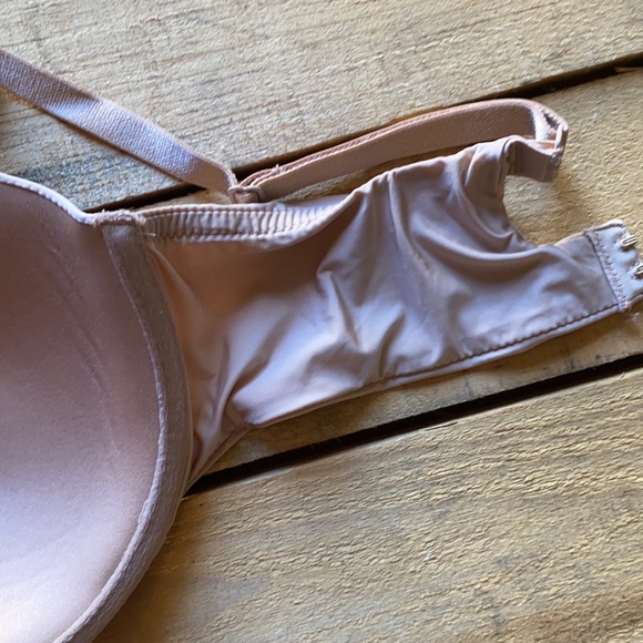 Victoria's Secret | Intimates & Sleepwear | Gently Used Victoria Secret ...